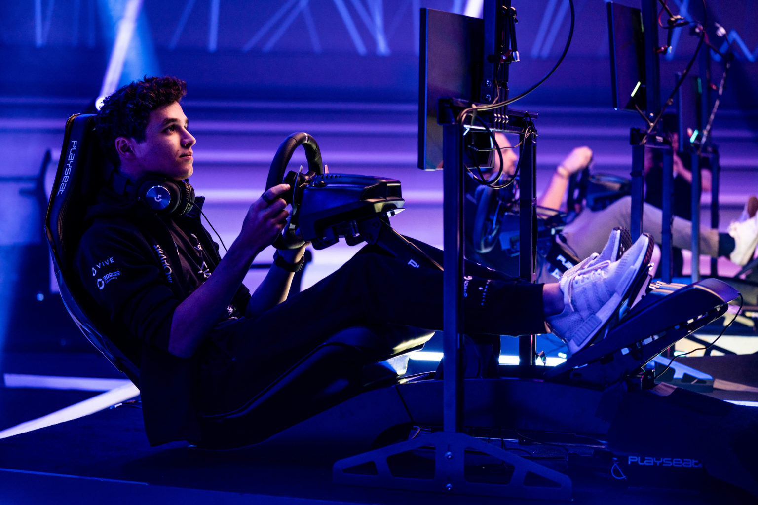 Spend your Hilton Honors points sim racing against Formula 1's Lando ...